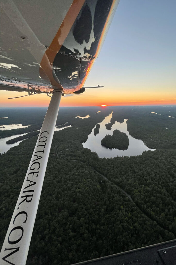 Luxurious float plane brings you right to your cottage dock - Dockside ...
