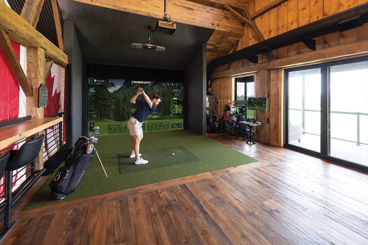 Personal golf simulator helps improve your game - Dockside Publishing